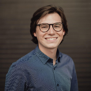 Feature Stories / Robert Tann