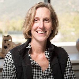 Home / Sarah Kidwell: Writer and editor