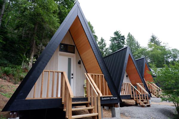 Home / Andrea Yu – Toronto Freelance Writer