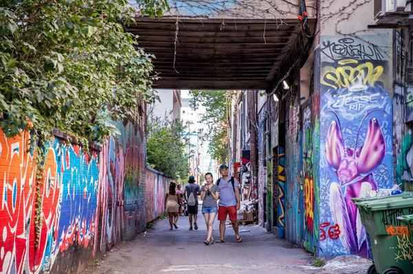 Home / Andrea Yu – Toronto Freelance Writer