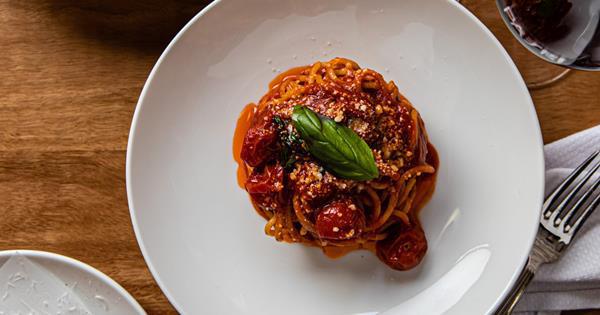 Home / Alexandra Carlton