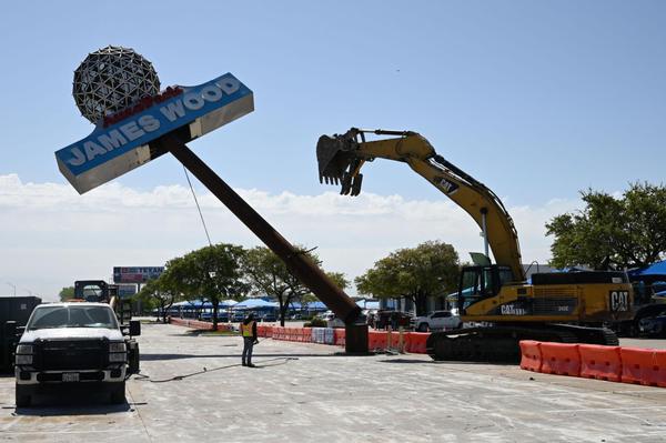 Writing - Amber Gaudet