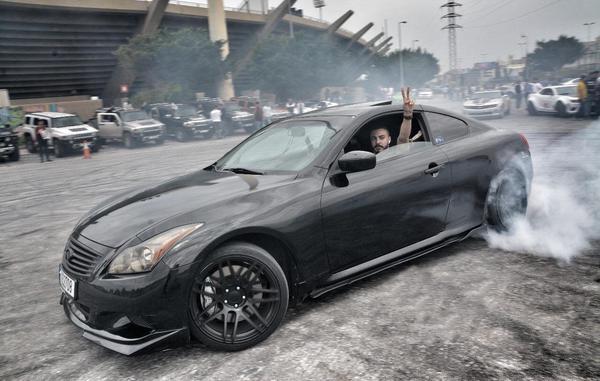 VQ Riders zip through streets - Andrei Popoviciu