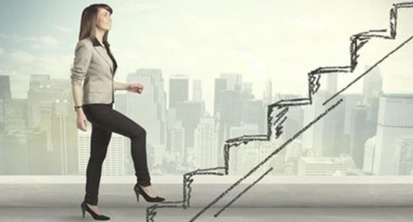 Moving up the Career Ladder: 3 Ways to Bust Boredom & Make Moves